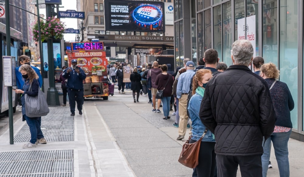 What Are People in New York Lining Up for Now? - NewYorkeez